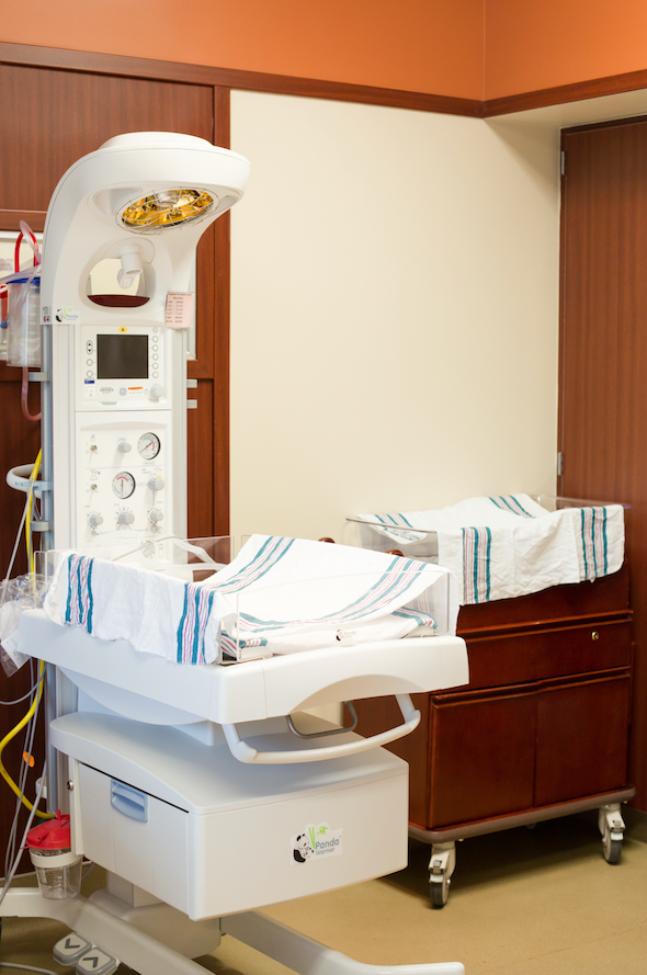 An Inside Look at our Local Labor & Delivery Rooms - Giggle Magazine