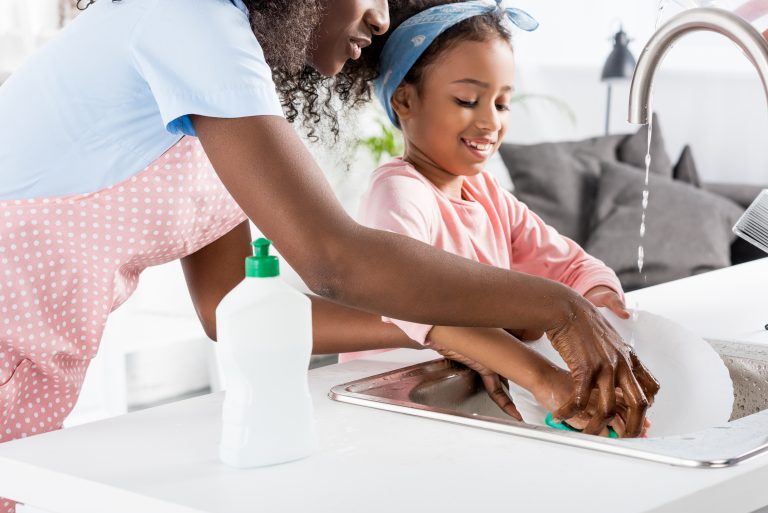 How Do You Clean With Children? - Giggle Magazine