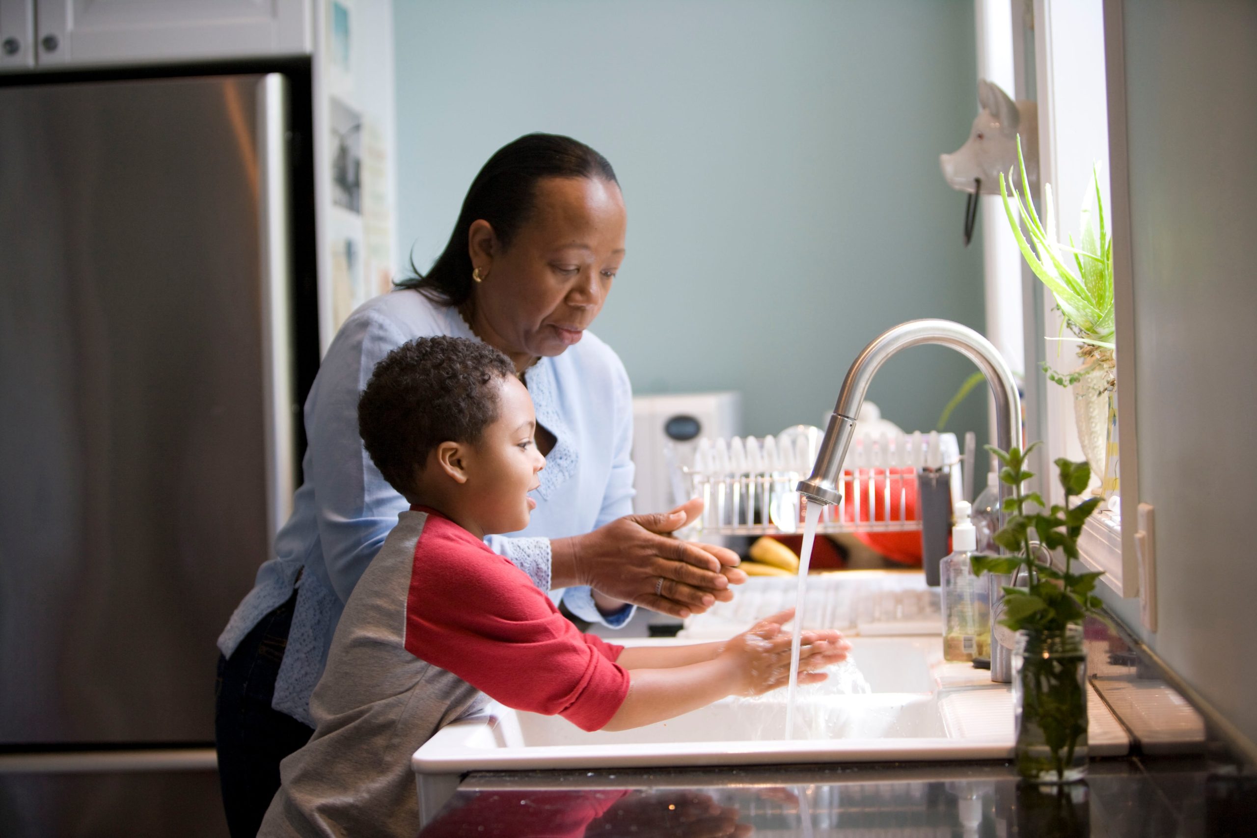 How to Create a Healthy Home Environment - Giggle Magazine