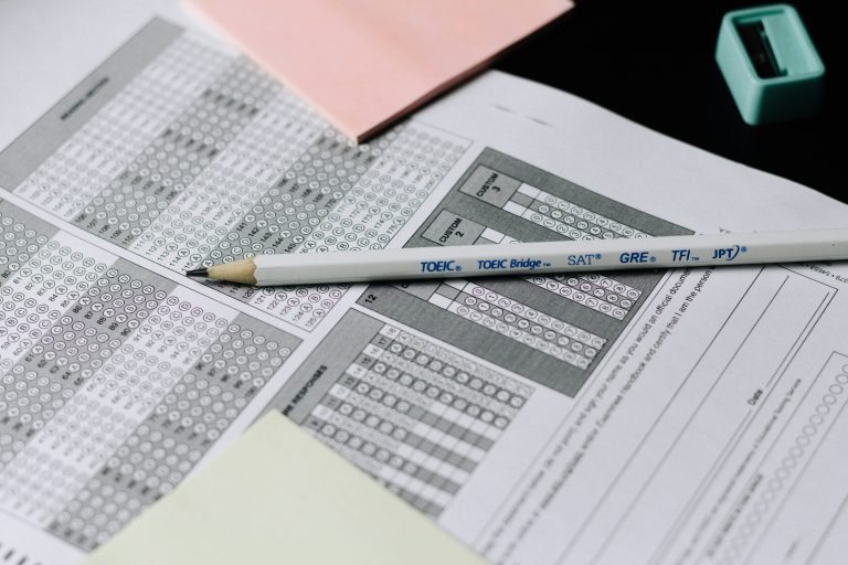 The CLT: A New SAT and ACT Alternative - Giggle Magazine